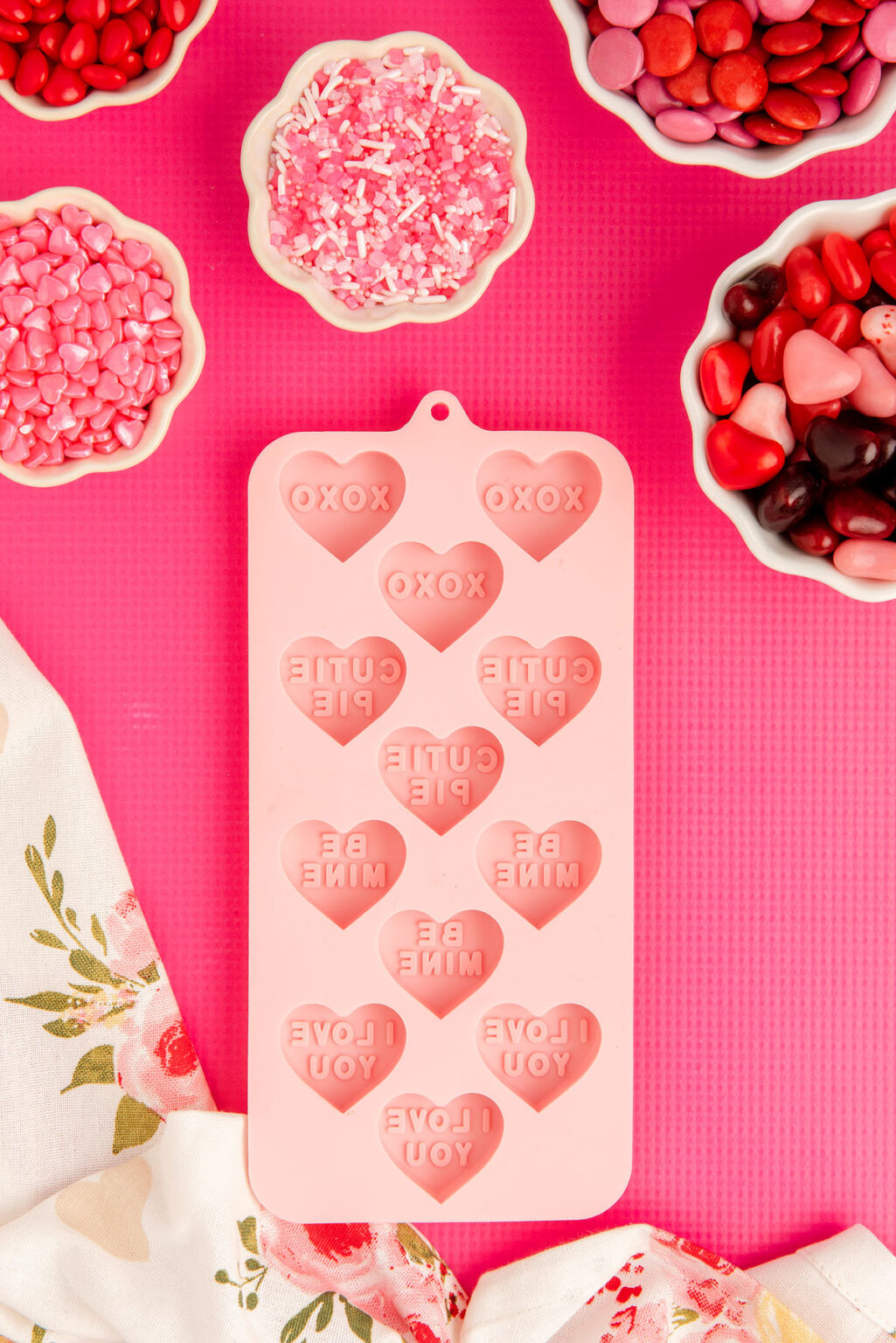 How to Make White Chocolate Hearts - xoxoBella