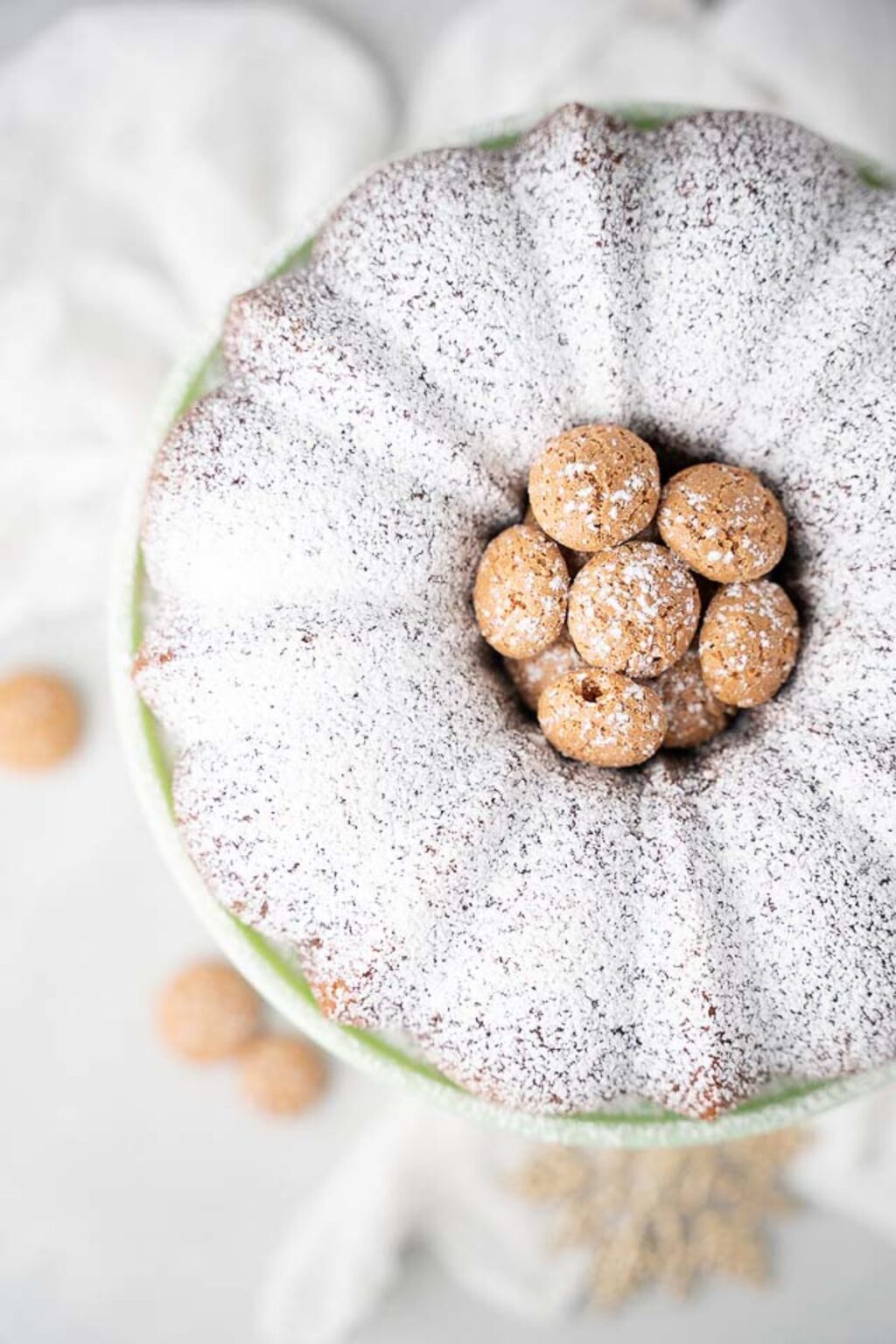 Italian Amaretti Budino Cake - xoxoBella