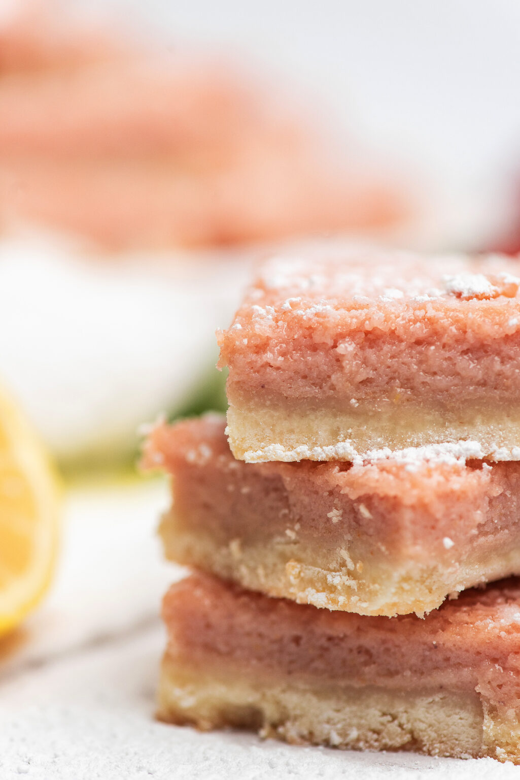 Strawberry Lemonade Bars - Easy & Tasty Squares - xoxoBella