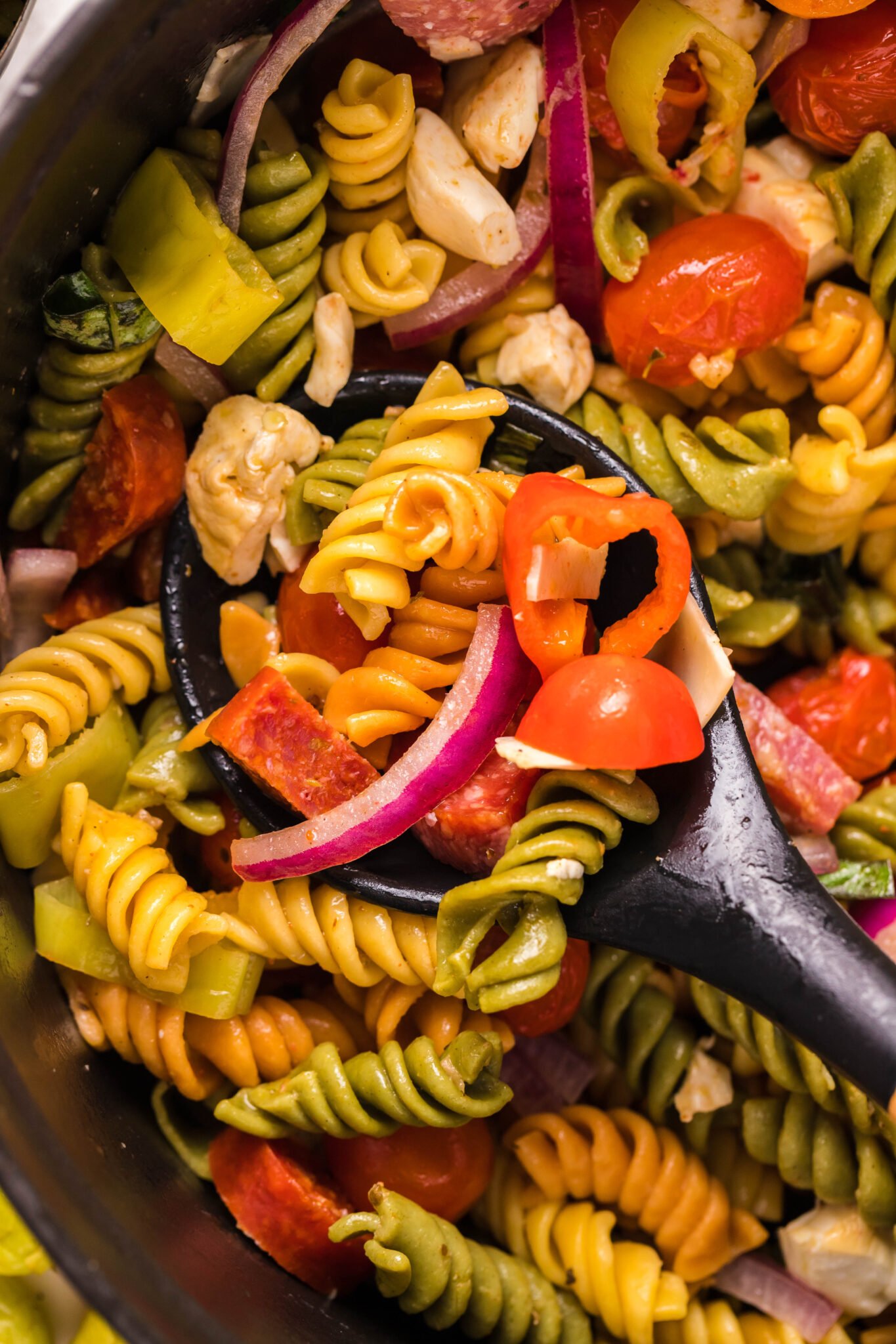 Smoked Italian Pasta Salad with Pepperoncini Dressing - xoxoBella