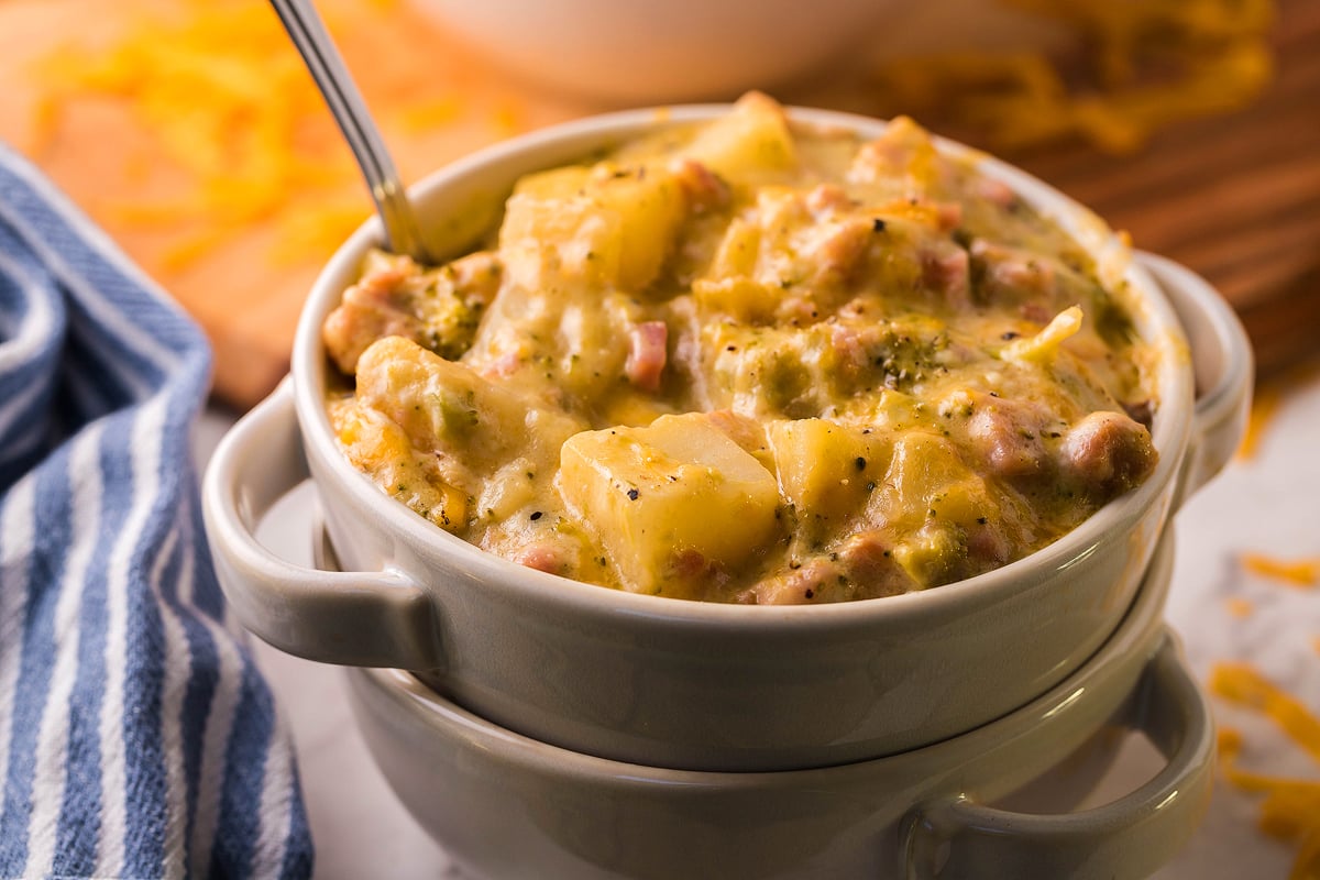 Slow Cooker Chunky Ham, Potato, Cheese and Broccoli Soup - xoxoBella