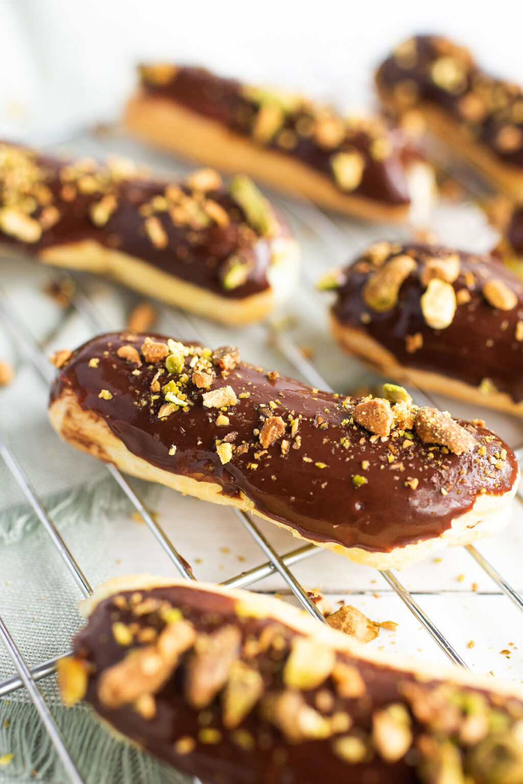 Pistachio Eclairs - xoxoBella