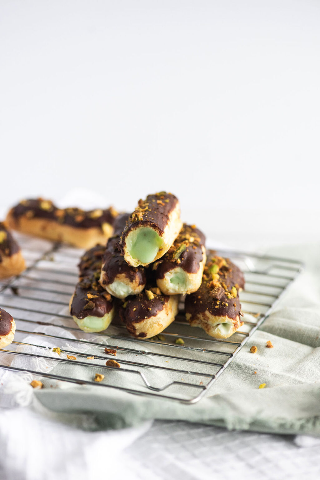 Pistachio Eclairs - xoxoBella