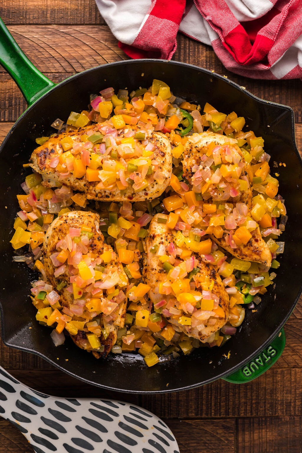 Cheesy Baja Chicken & Bell Pepper Skillet - xoxoBella