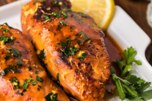 Slow Cooker Lemonade Chicken - xoxoBella