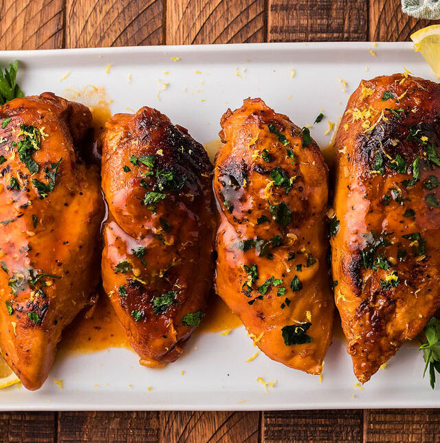 Delicious Slow Cooker Lemonade Chicken - xoxoBella