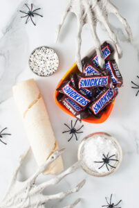Halloween Snickers Mummy Treats - xoxoBella