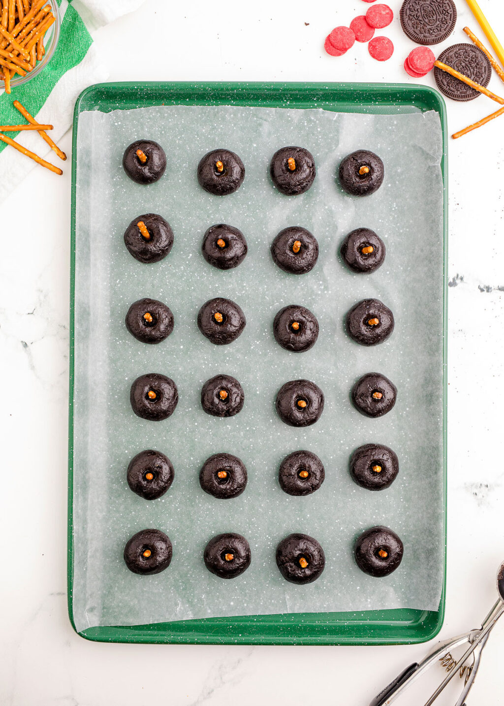 Oreo Apple Balls with Back to School Printable - xoxoBella