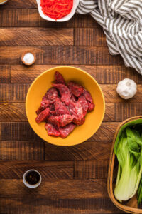 Beef Yaki Udon Noodle Stir Fry - xoxoBella