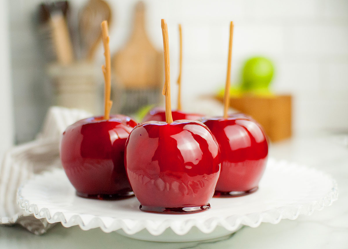 Homemade Candy Apples - xoxoBella