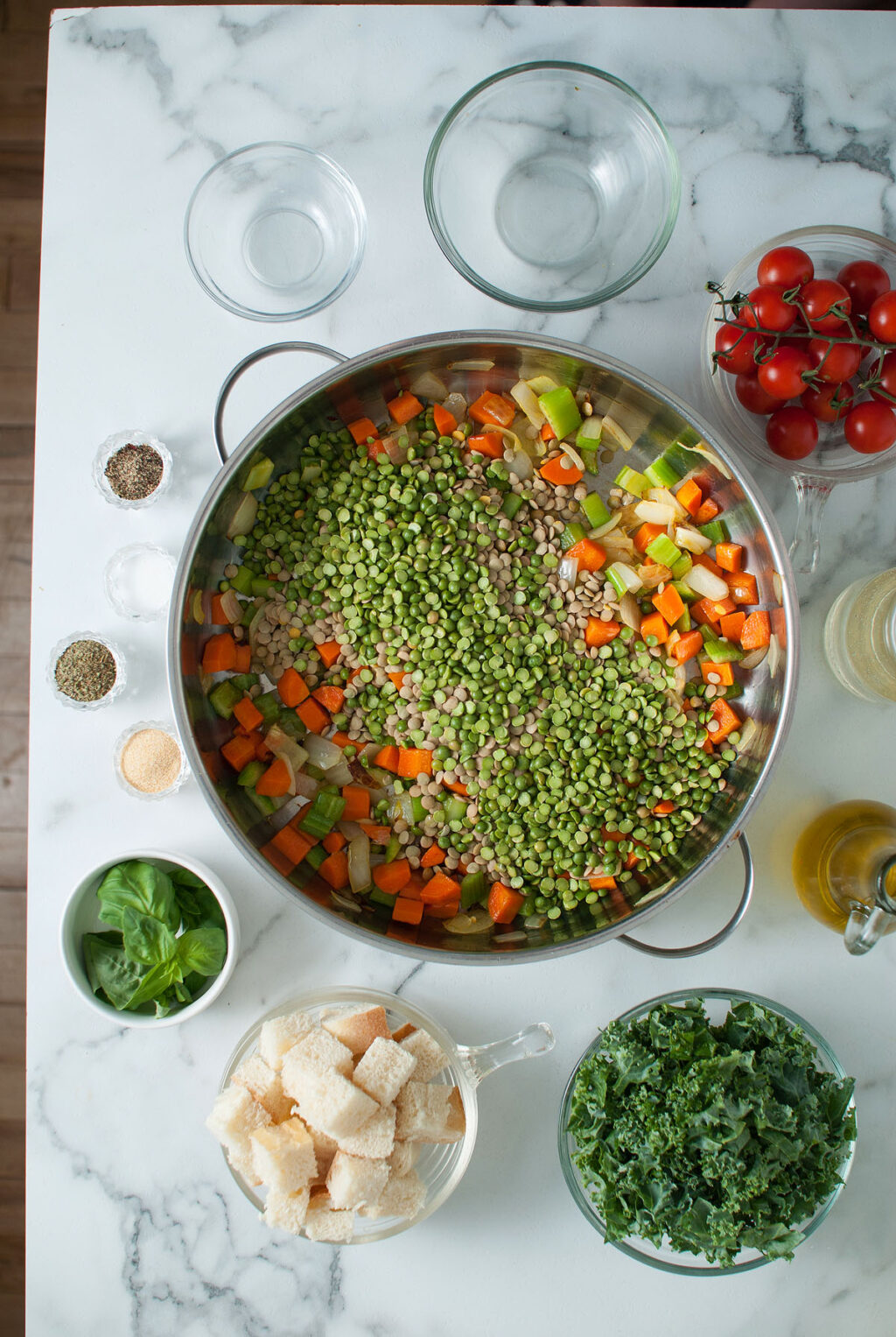 Italian Lentil Soup - Zuppa Di Lenticchie - xoxoBella