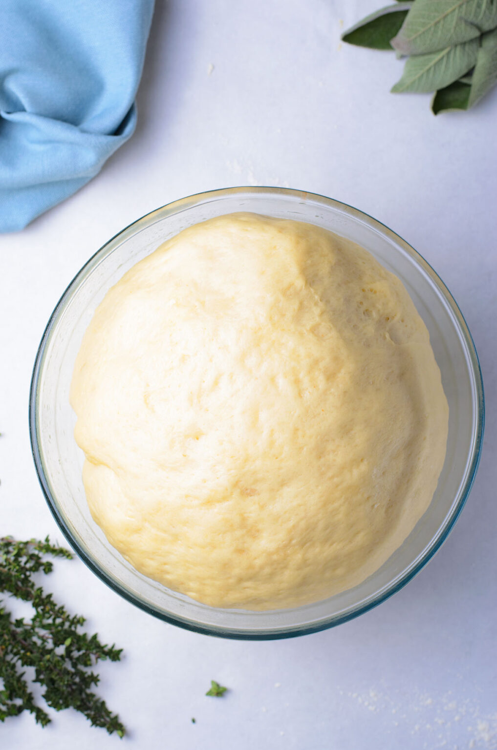 Garlic Herb Bread Wreath - xoxoBella