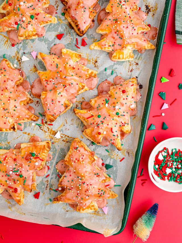Christmas Tree Pop Tarts - xoxoBella