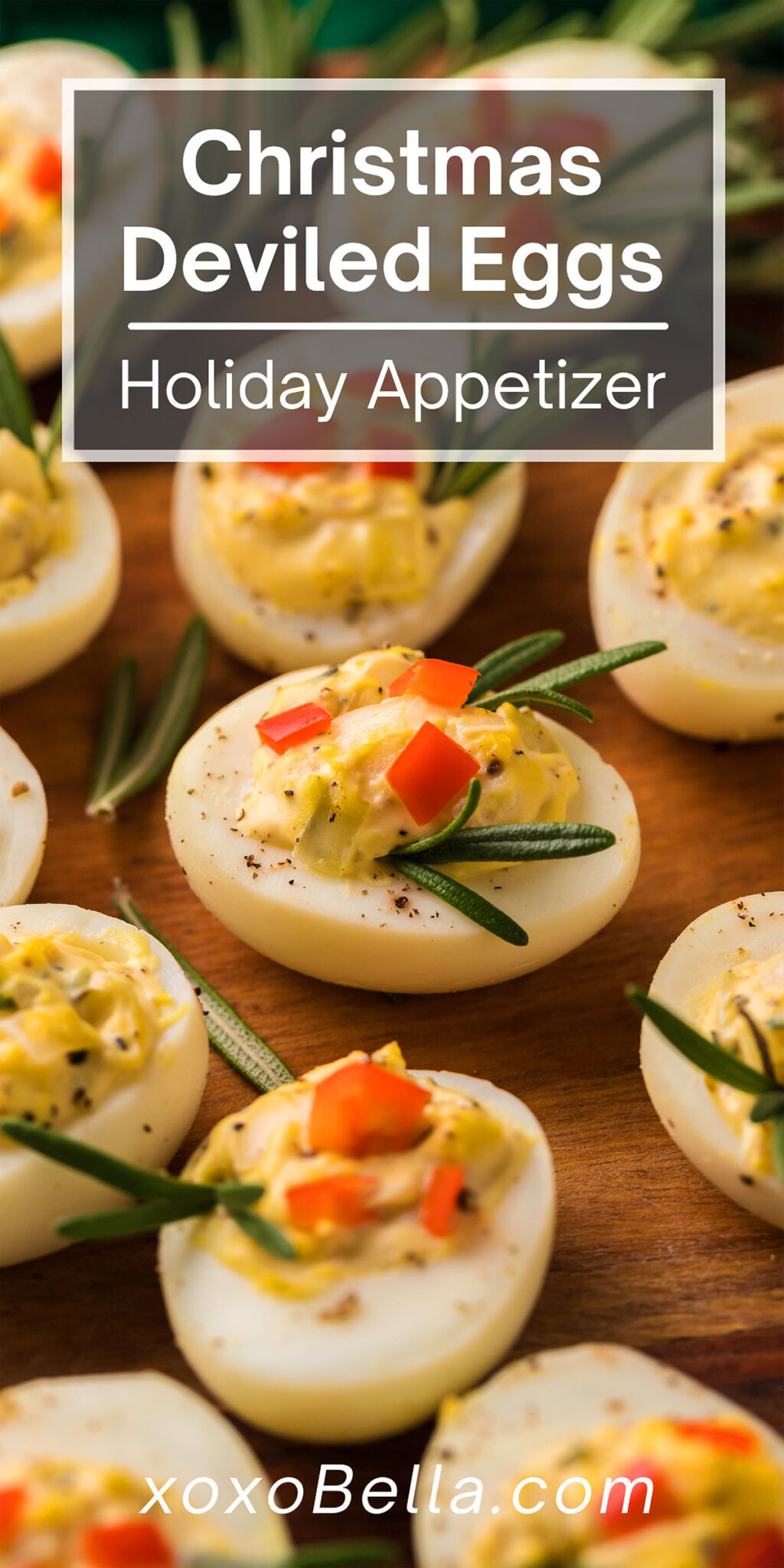 Christmas Deviled Eggs - xoxoBella