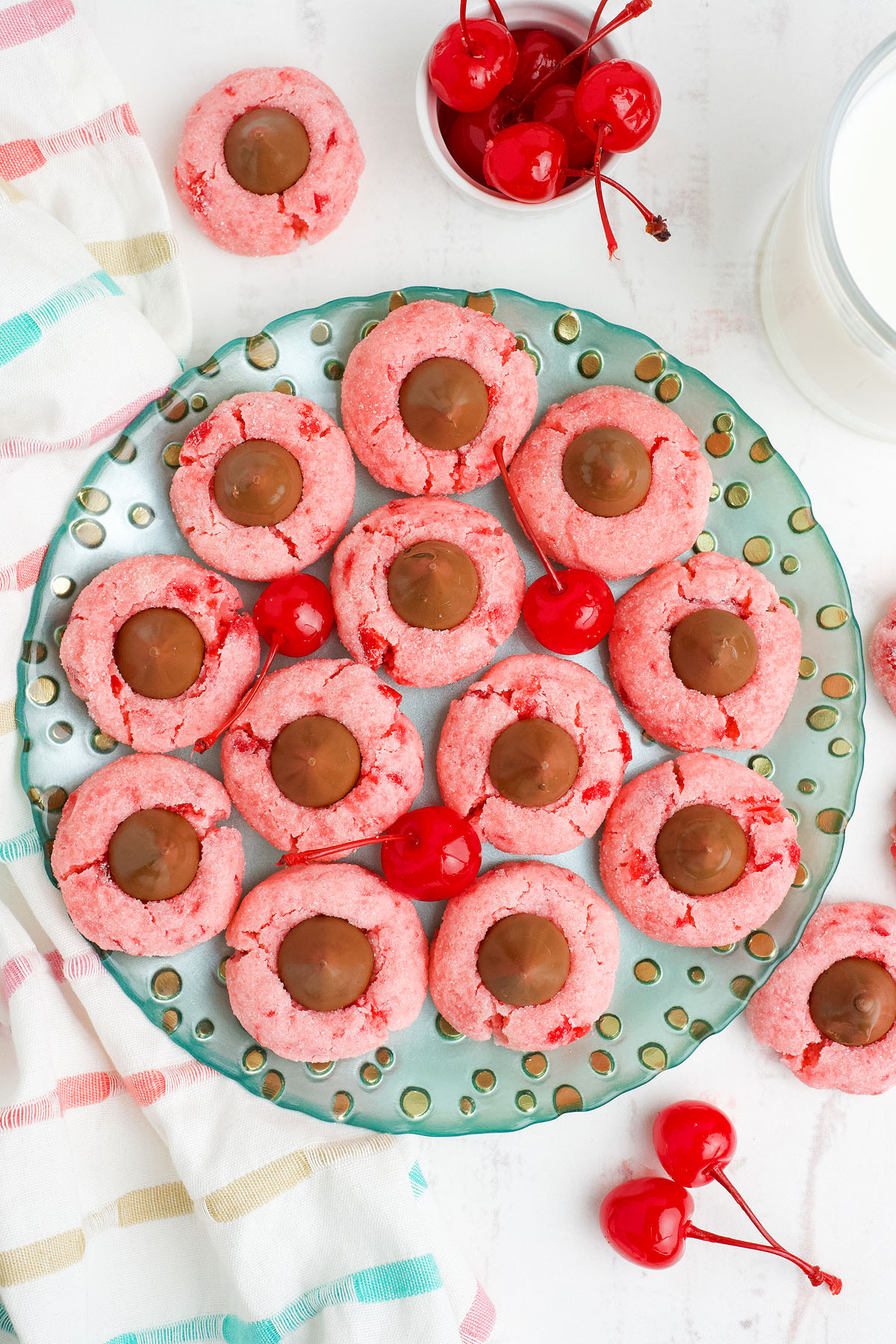 Chocolate Cherry Blossom Cookies - xoxoBella