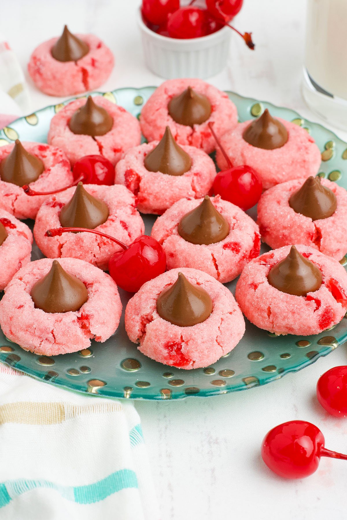 Cherry Blossom Cookies - xoxoBella