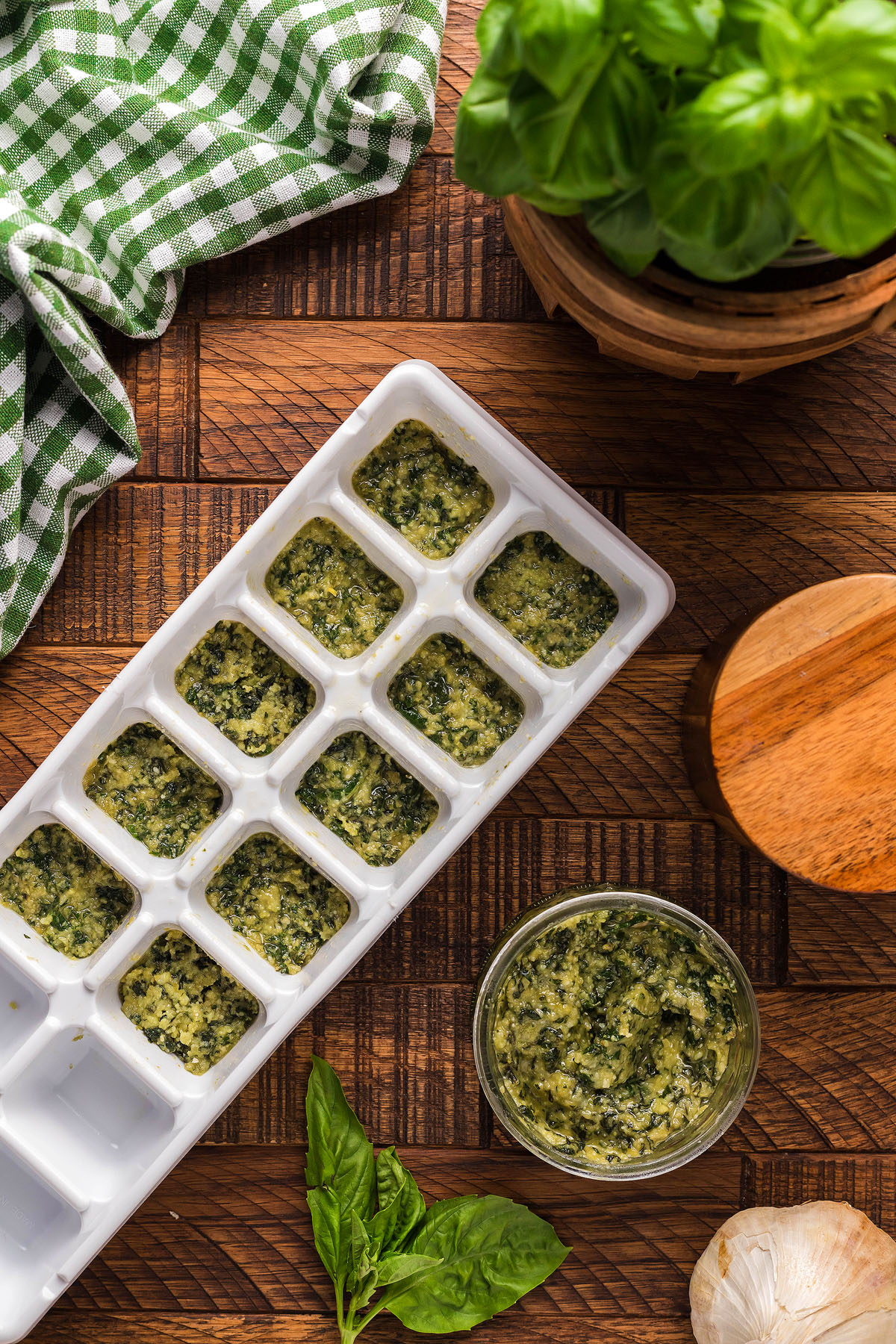Italian Basil Pesto - Pesto Genovese - xoxoBella