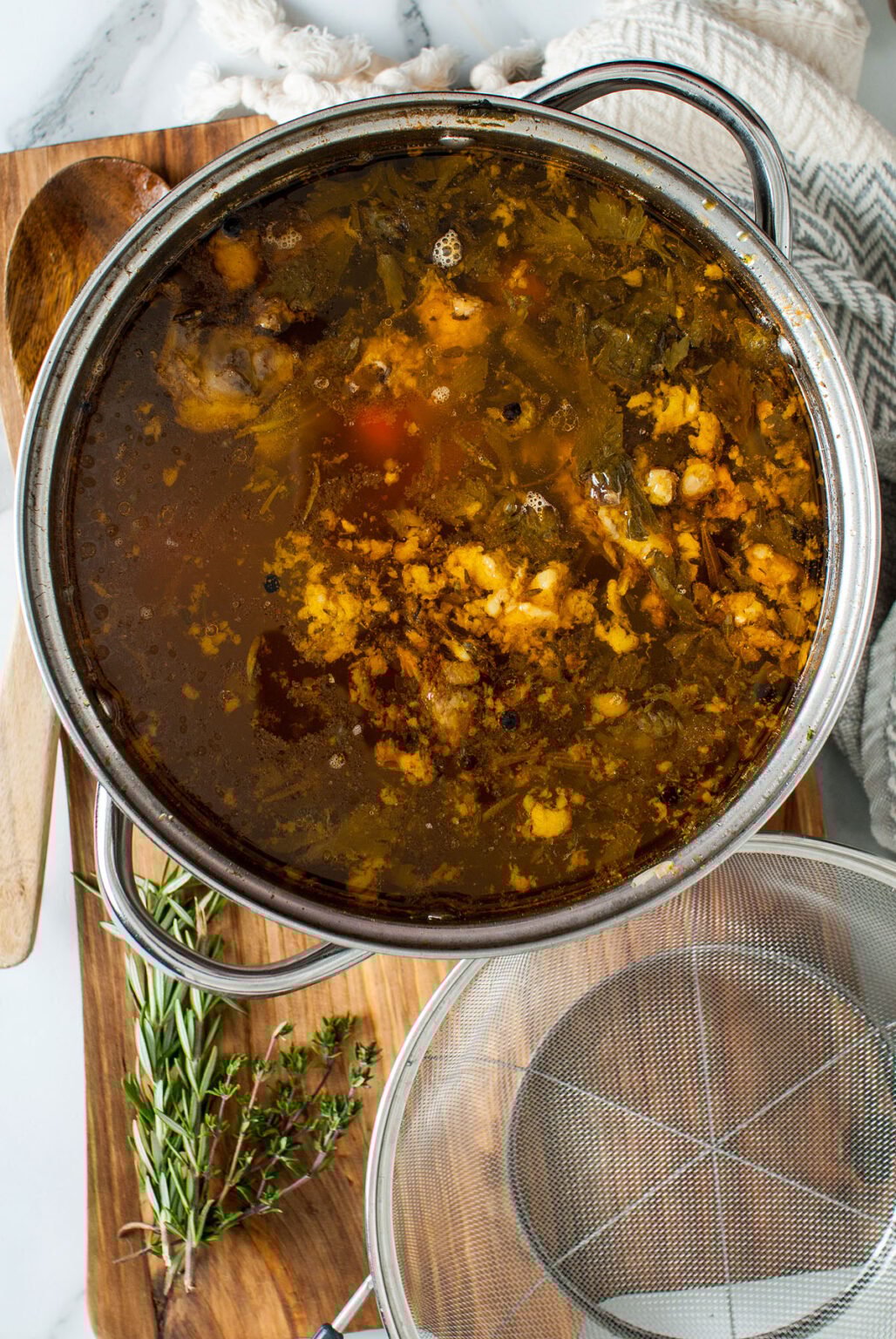 Beef Bone Broth Recipe - xoxoBella