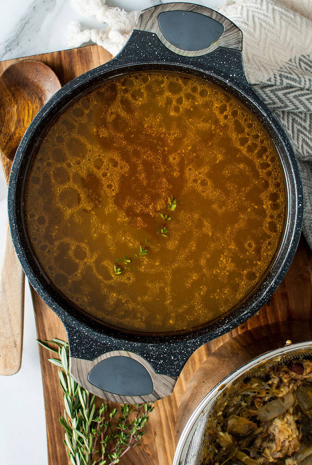 Beef Bone Broth Recipe - xoxoBella