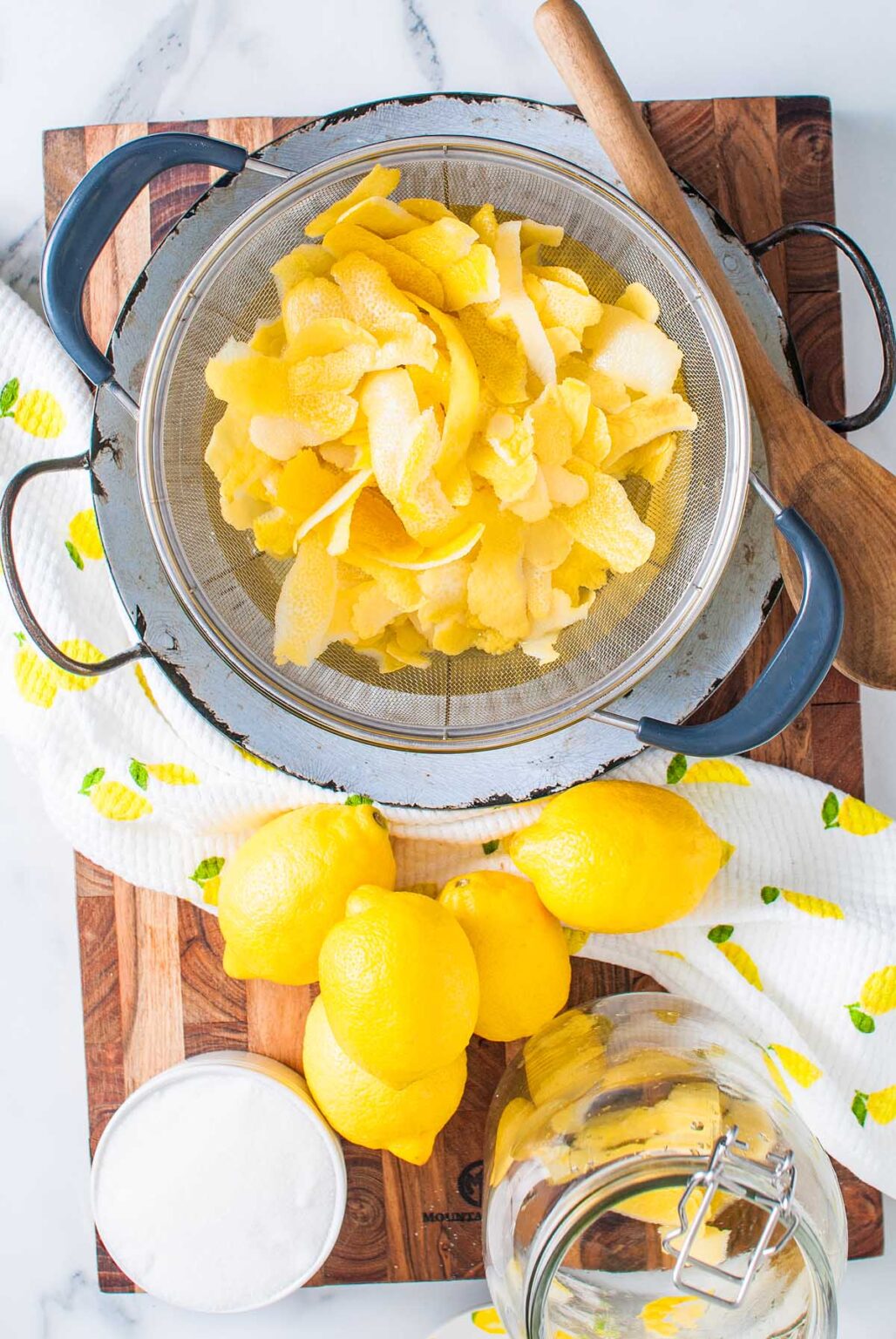 Italian Limoncello Recipe - xoxoBella