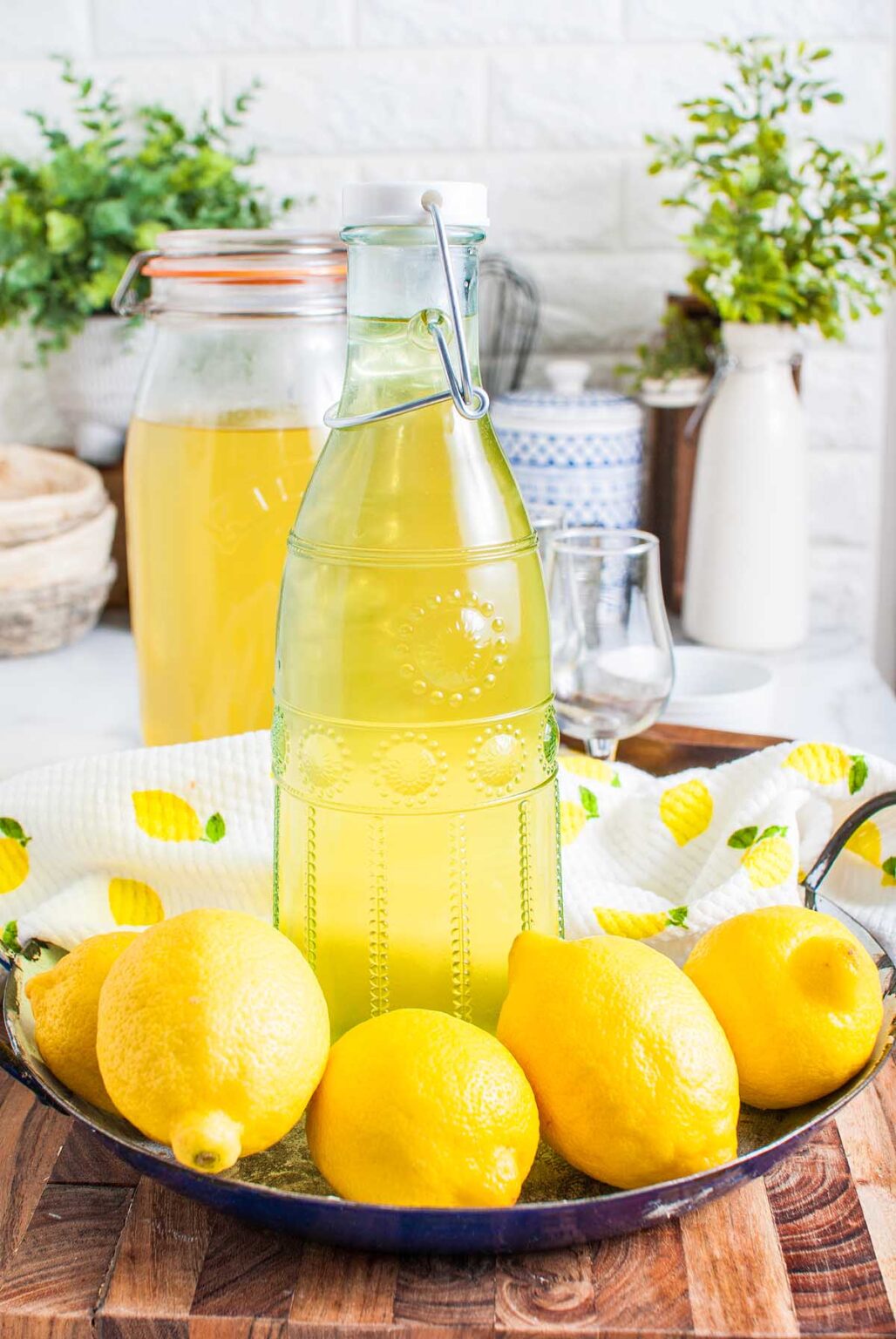 Italian Limoncello Recipe - xoxoBella