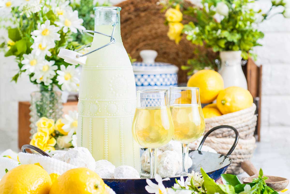Italian Limoncello Recipe - xoxoBella