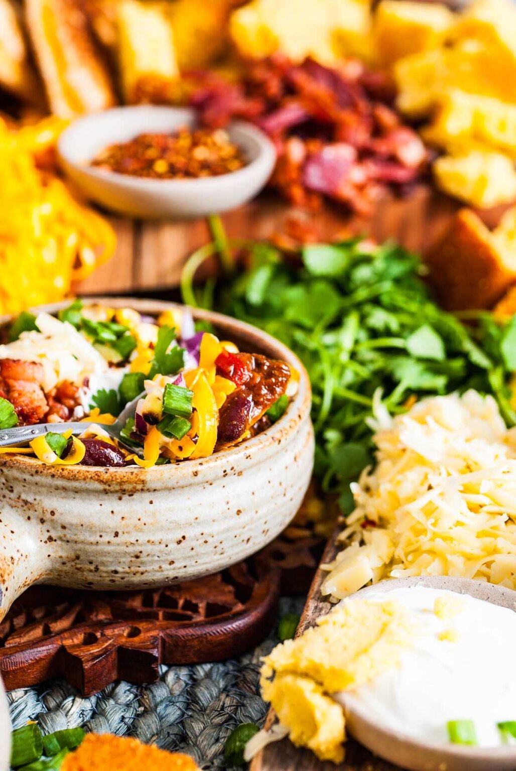 The 47+ Best Toppings for Chili - xoxoBella