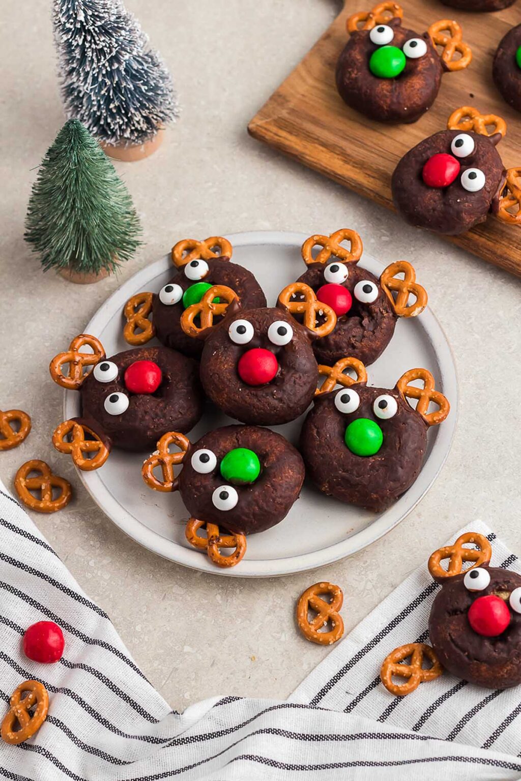 Rudolph the Reindeer Donuts - xoxoBella