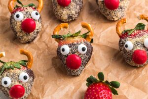 Chocolate Covered Strawberry Reindeer - xoxoBella