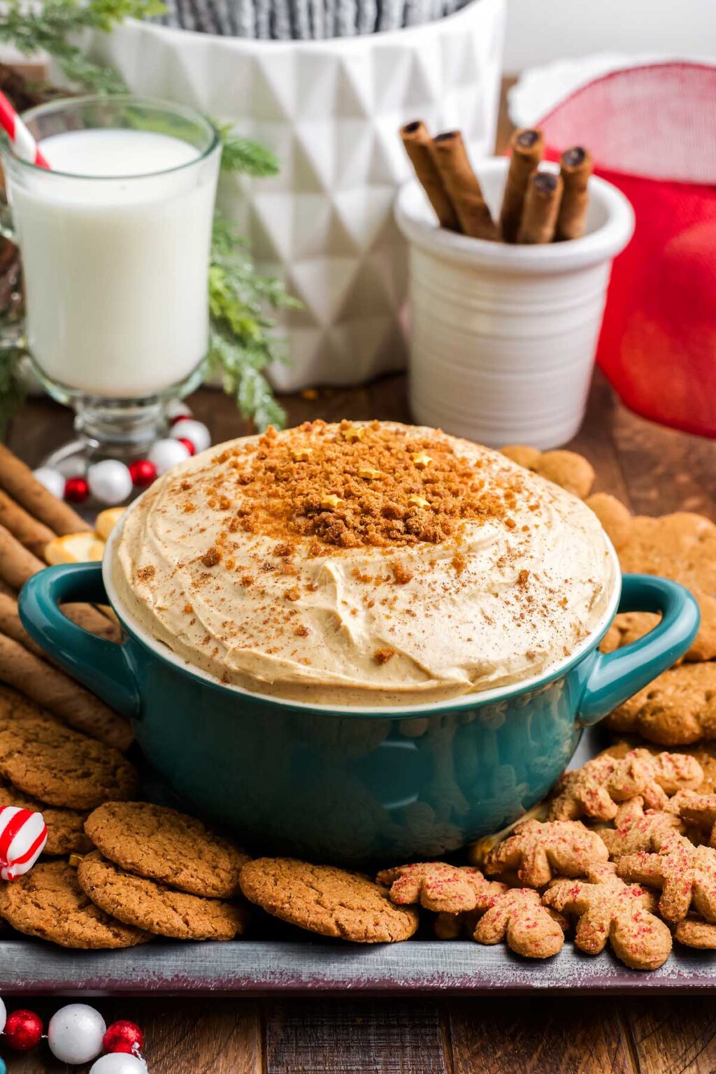 Gingerbread Cheesecake Dip - xoxoBella
