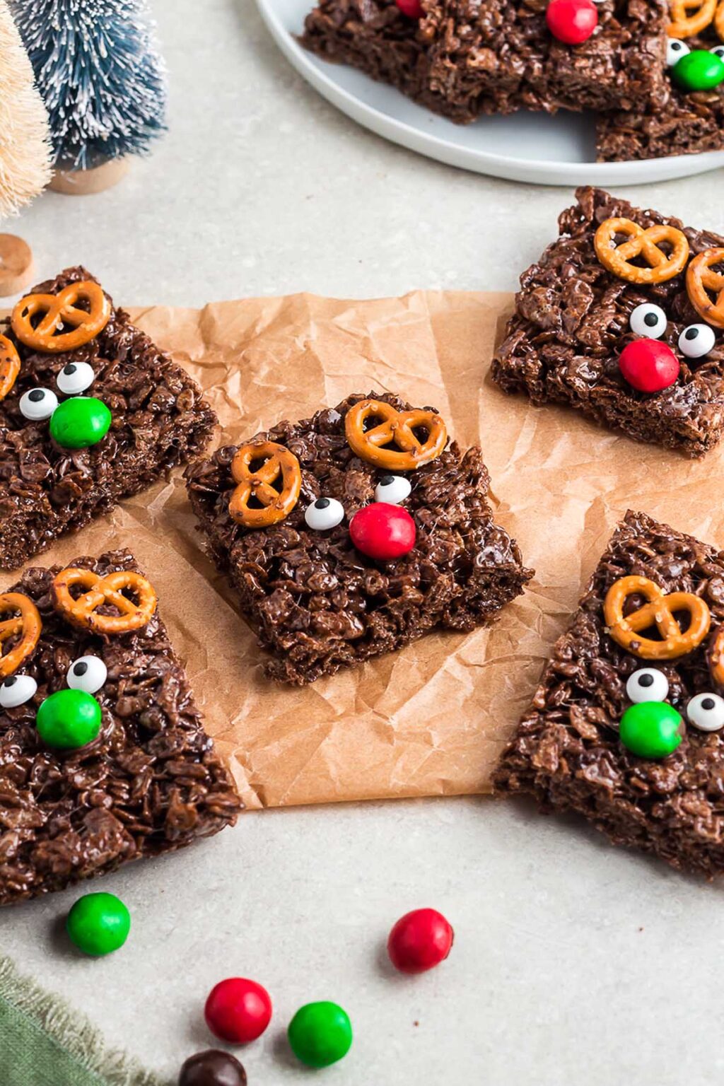 Reindeer Rice Krispie Treats - xoxoBella