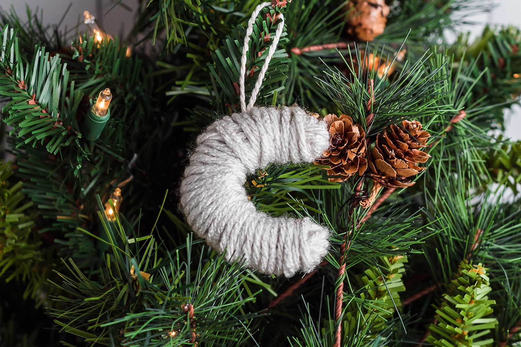 DIY Yarn Wrapped Letter Ornament and Gift Tags - xoxoBella