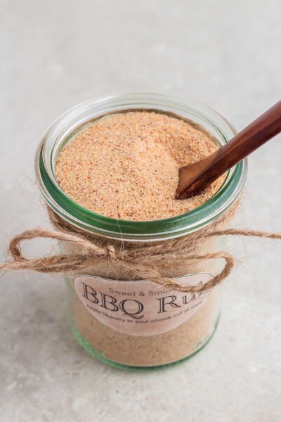 DIY BBQ Rub Recipe - Homemade Gift - xoxoBella