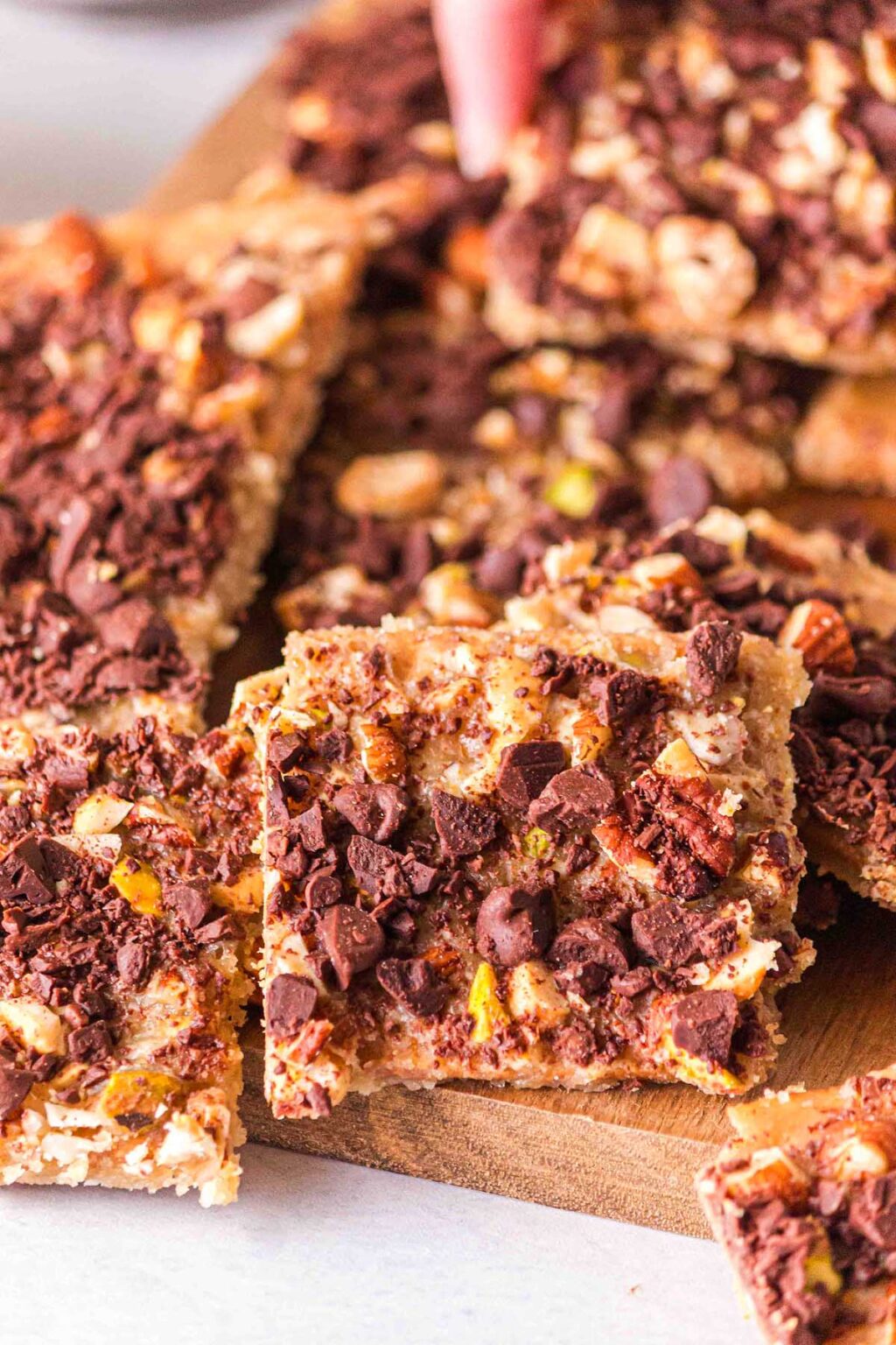 Graham Cracker Toffee Bars - xoxoBella
