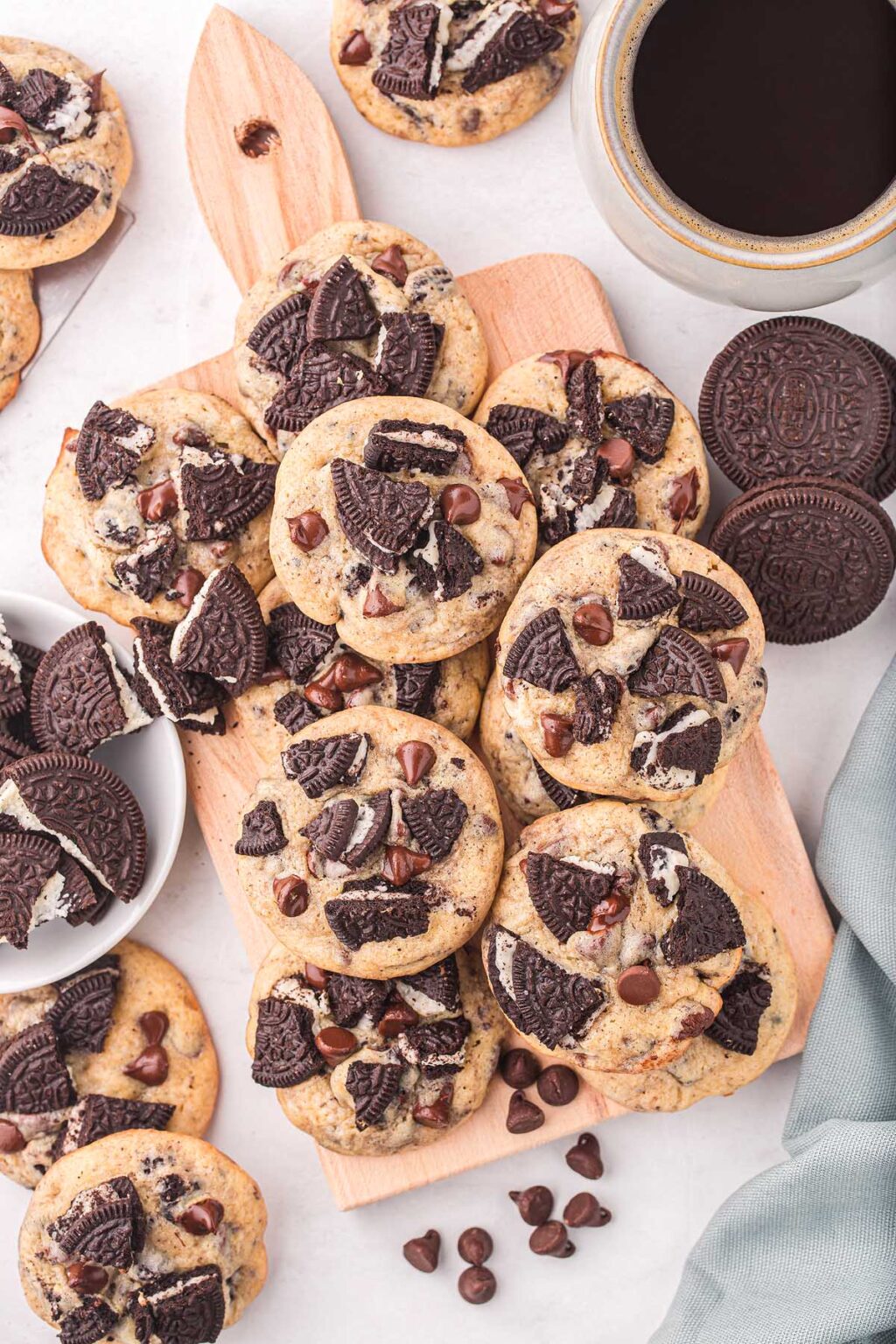Oreo Chocolate Chip Cookies - xoxoBella