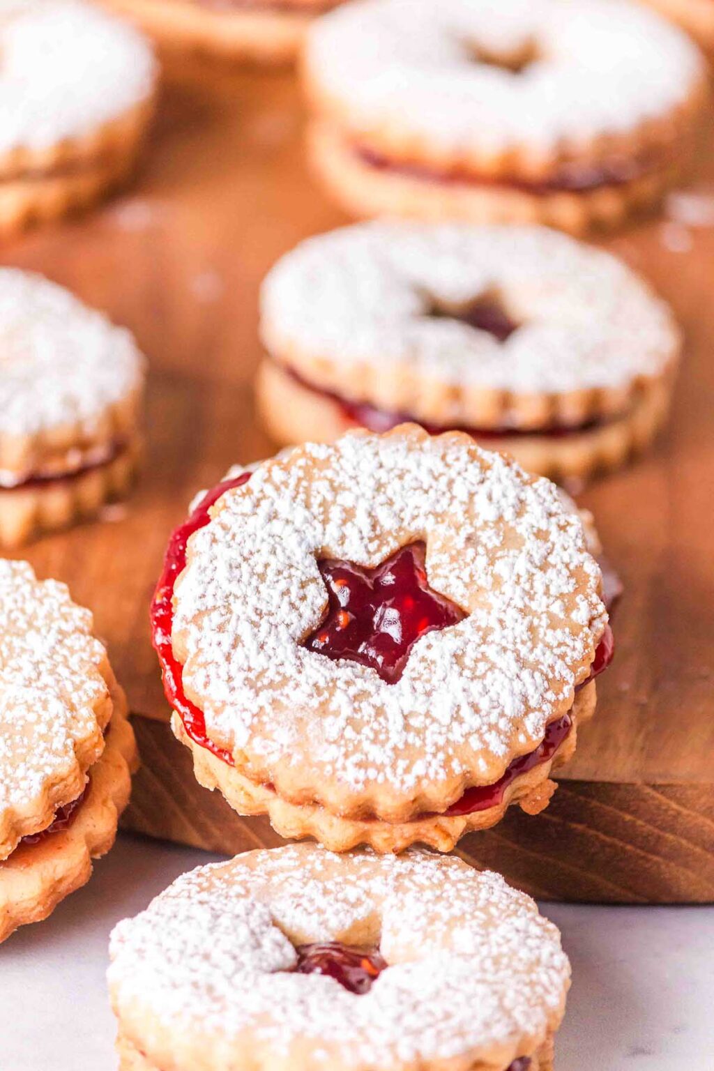 Linzer Cookies - xoxoBella