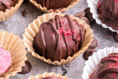 Raspberry Truffles Recipe - xoxoBella