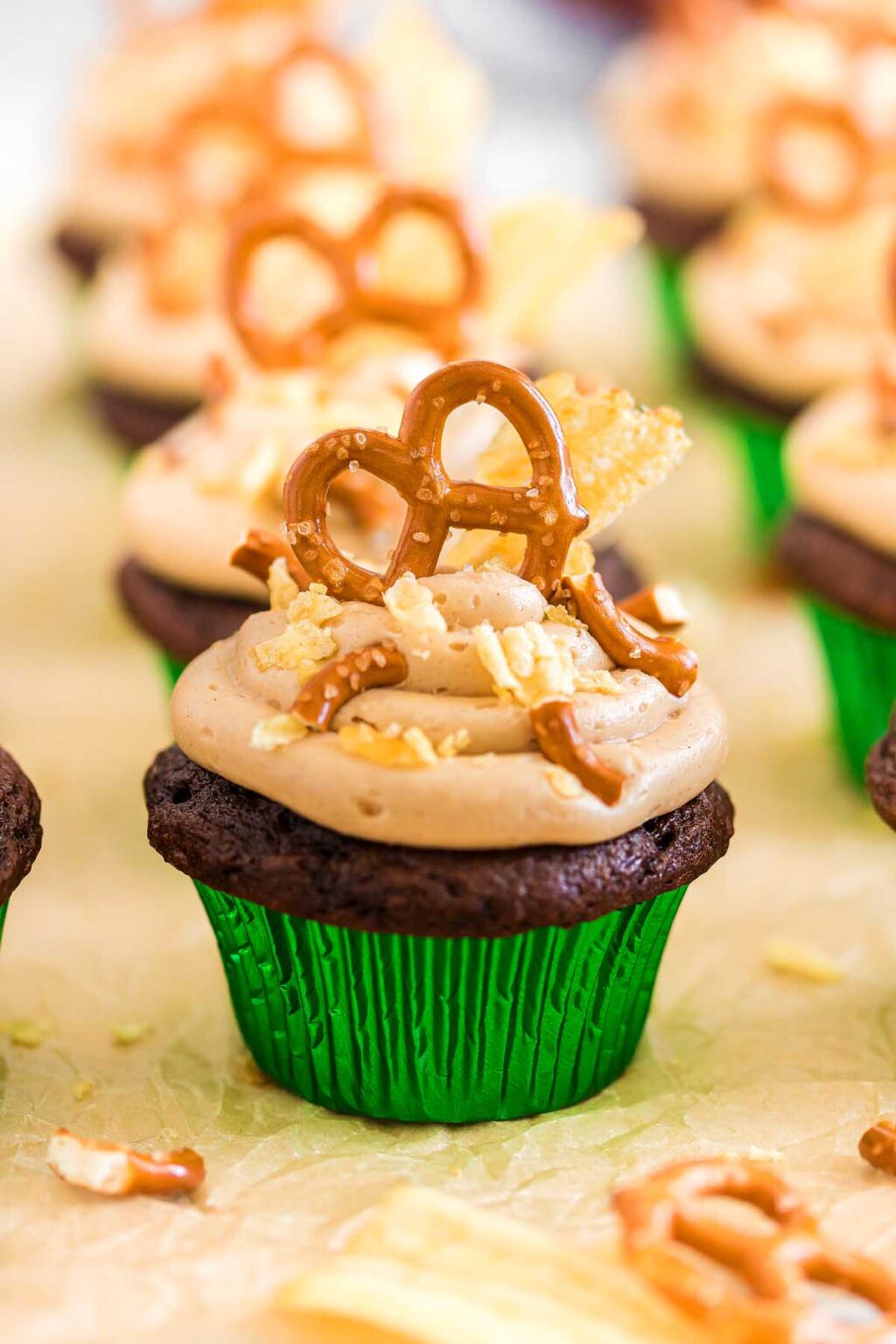 Chocolate Peanut Butter Kitchen Sink Cupcakes - xoxoBella
