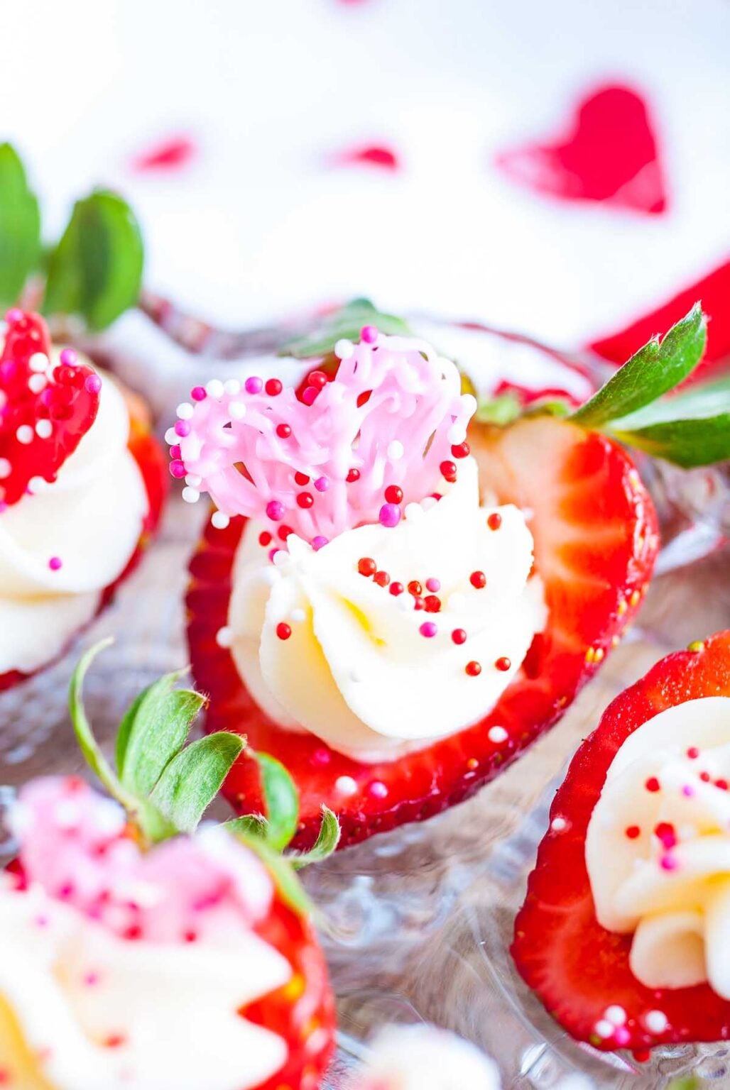 Marscapone Stuffed Strawberries - xoxoBella