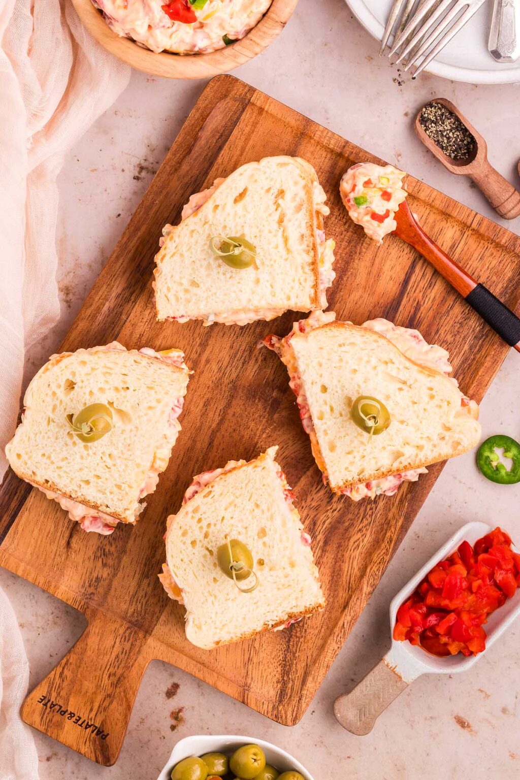 Pimento Cheese Sandwich - xoxoBella