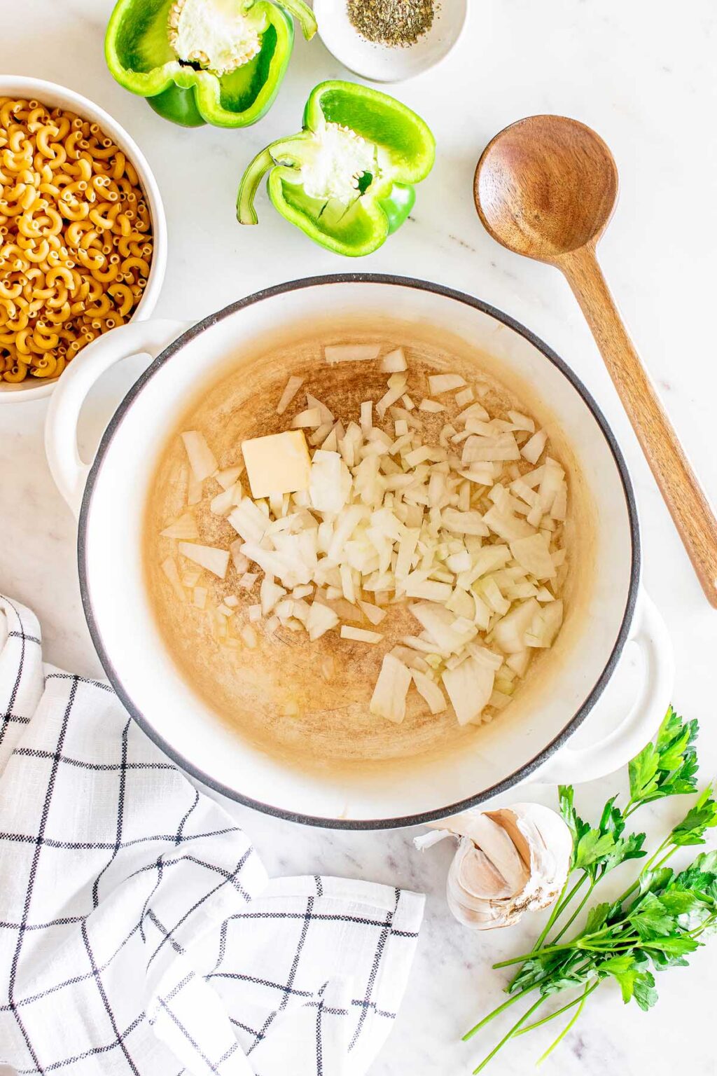 American Chop Suey (American Goulash) - xoxoBella