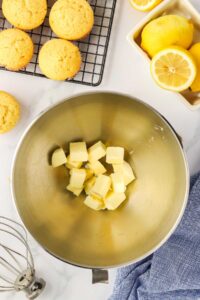 Lemon Stuffed Cupcakes - xoxoBella