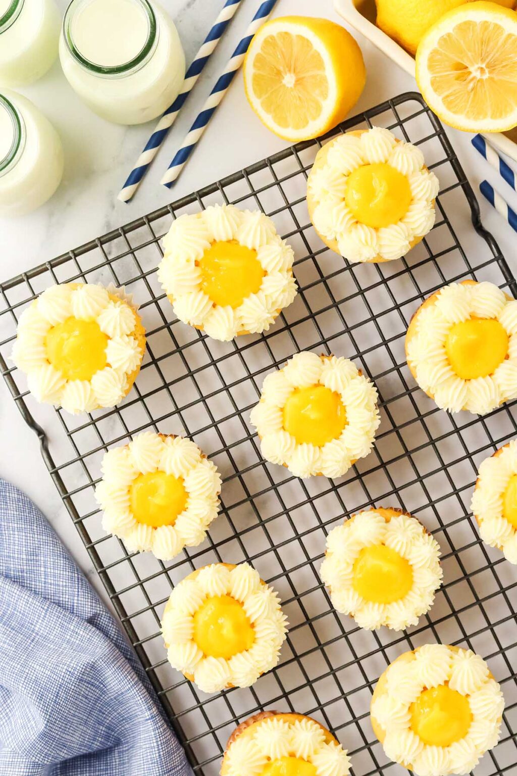 Lemon Stuffed Cupcakes - xoxoBella