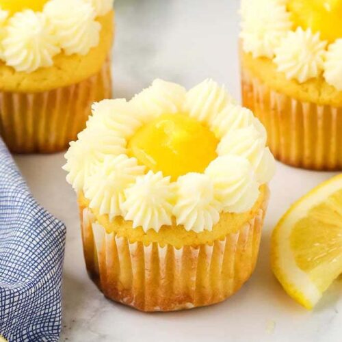 Lemon Stuffed Cupcakes - xoxoBella