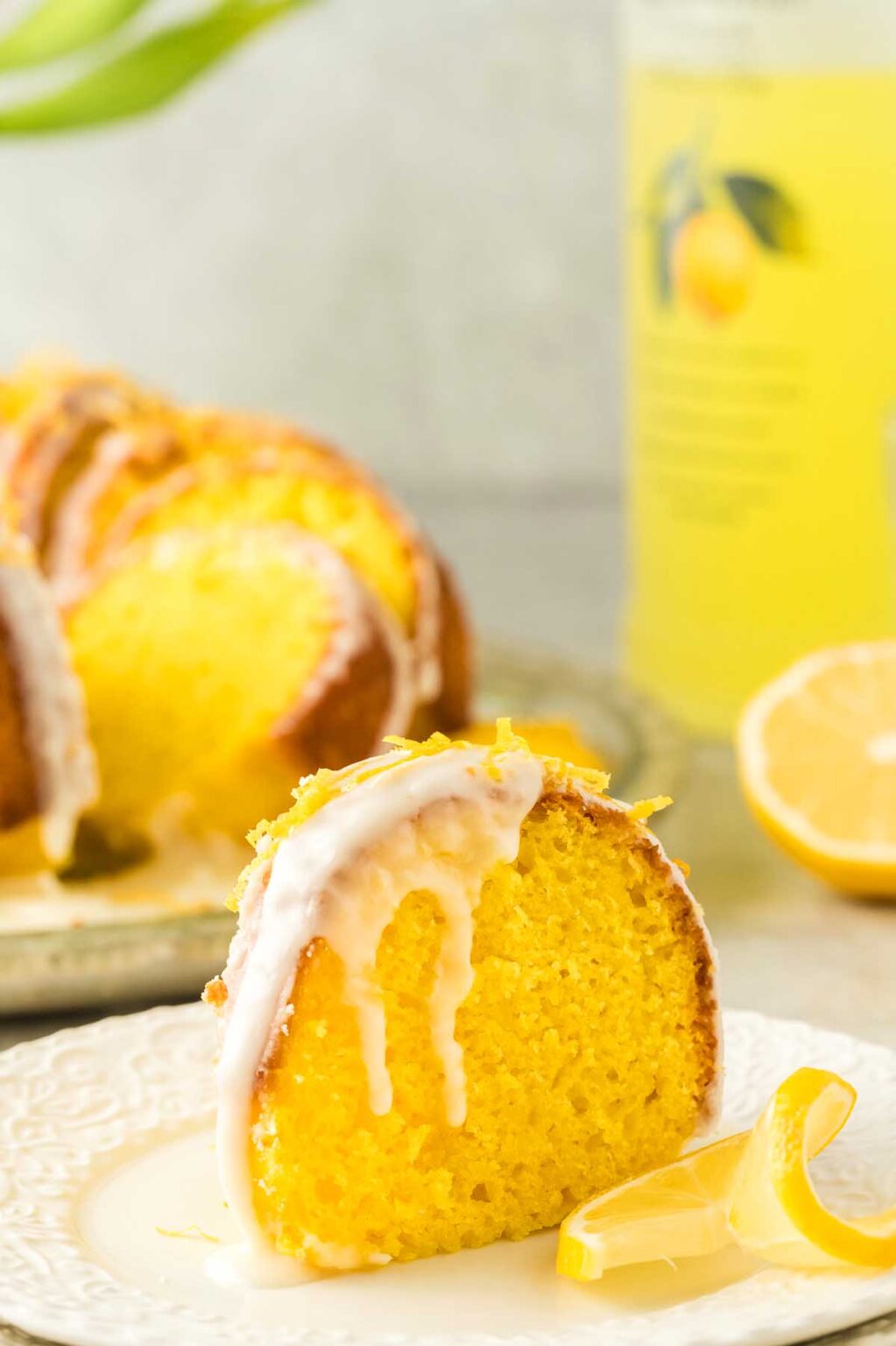 Limoncello Bundt Cake - xoxoBella