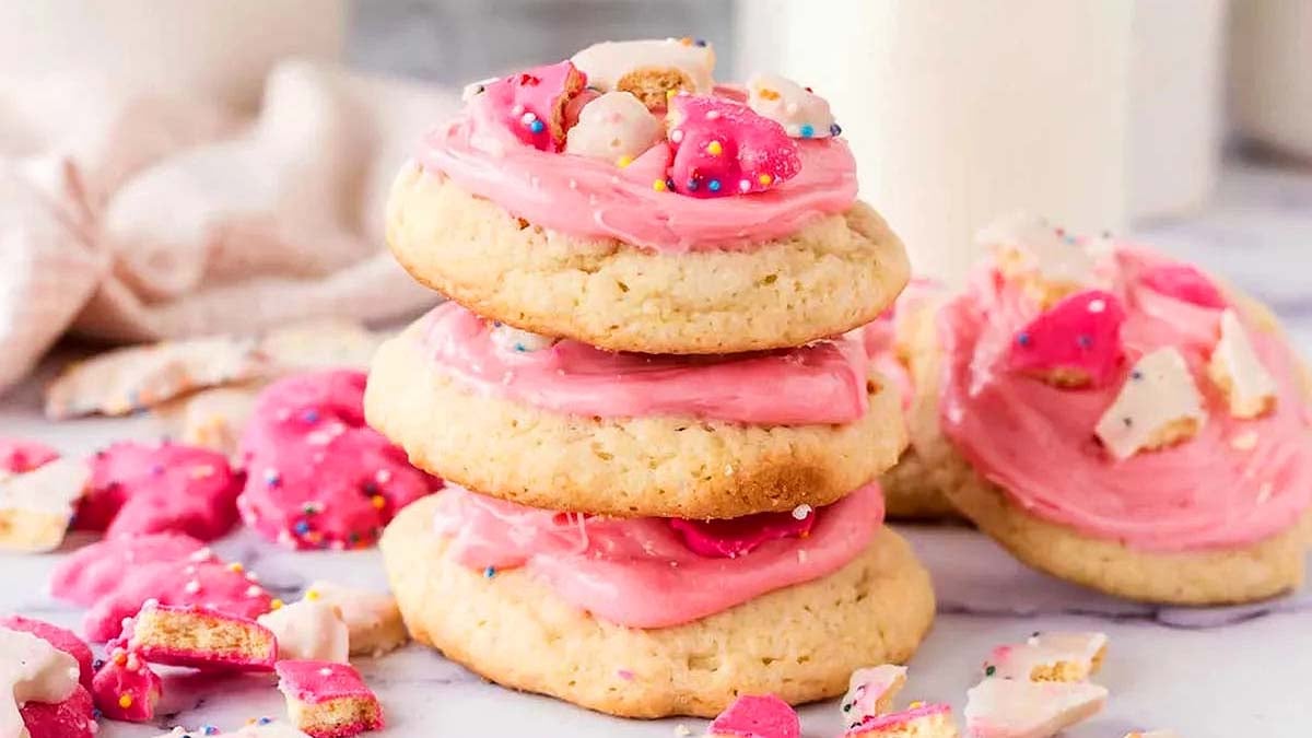23 Tasty Recipes That Use Circus Animal Cookies - xoxoBella