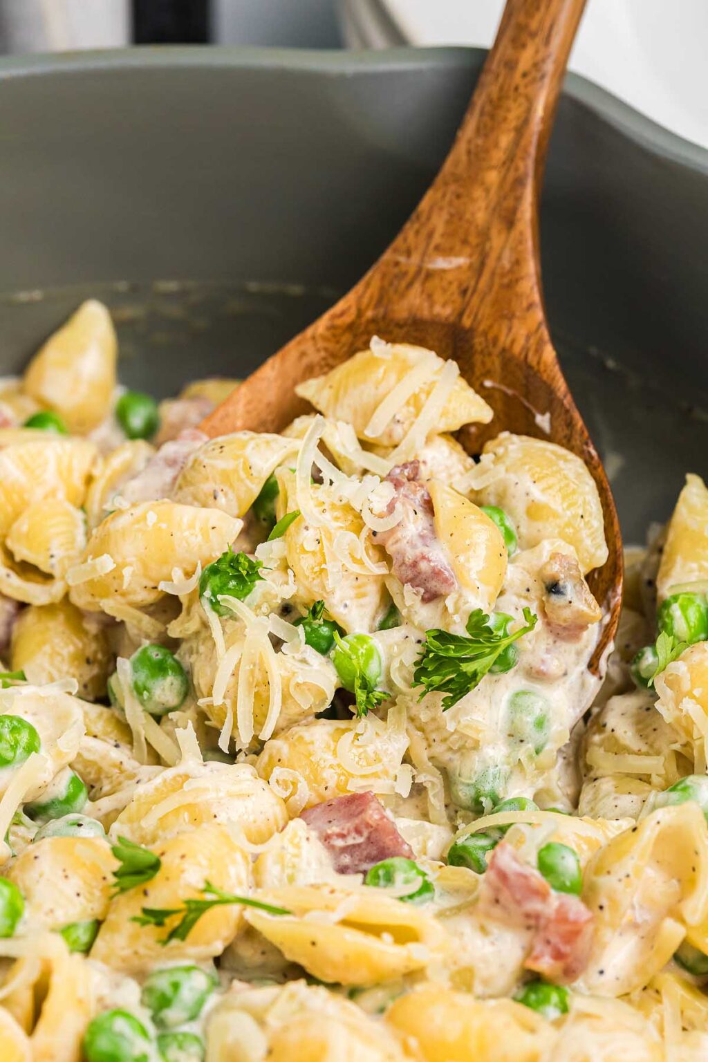 Pancetta Pea Pasta - xoxoBella