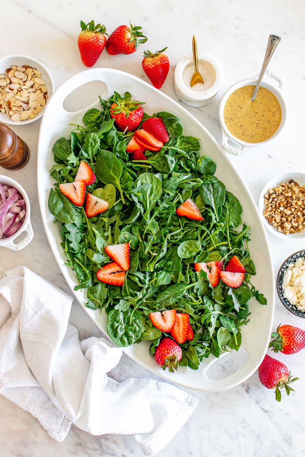 Strawberry Fields Salad - xoxoBella