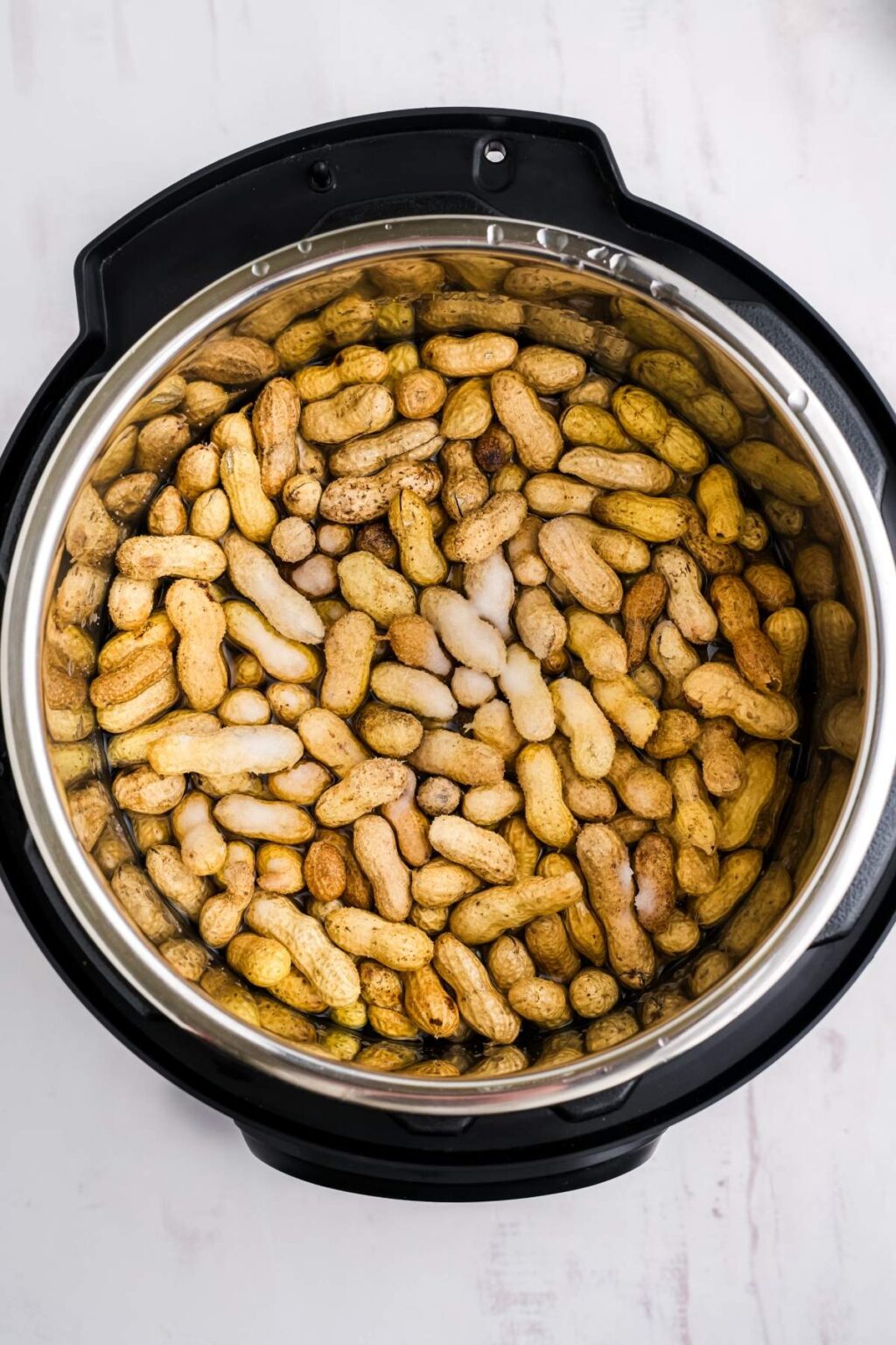 Instant Pot Boiled Peanuts - xoxoBella