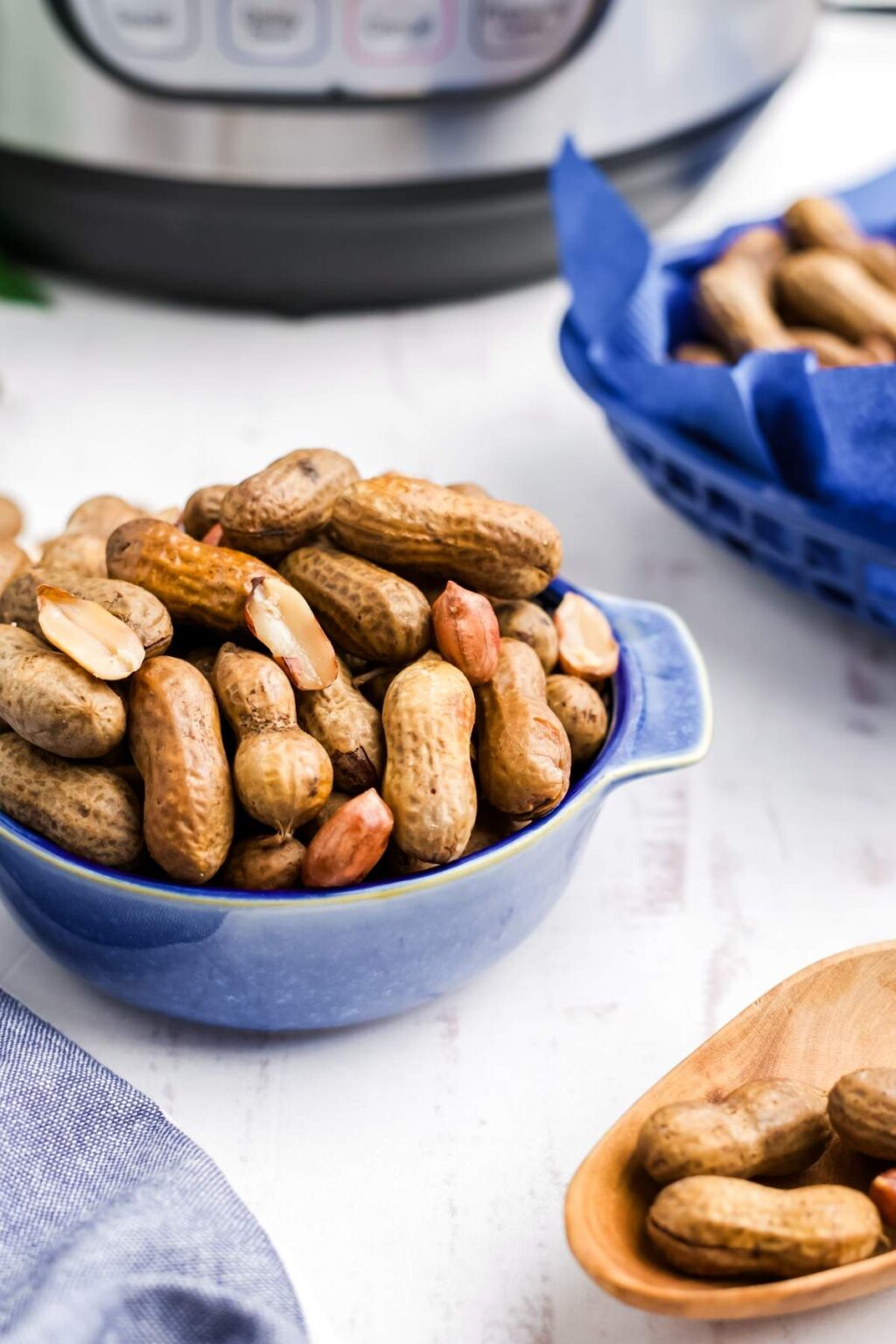 Instant Pot Boiled Peanuts - xoxoBella
